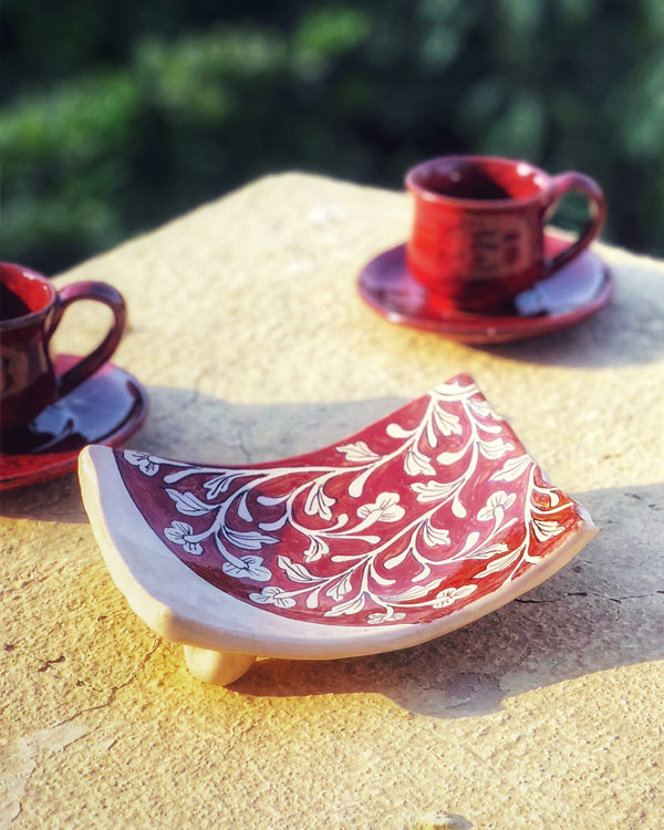 burgundy-divided-floral-rectangular-display-plate - Decobate